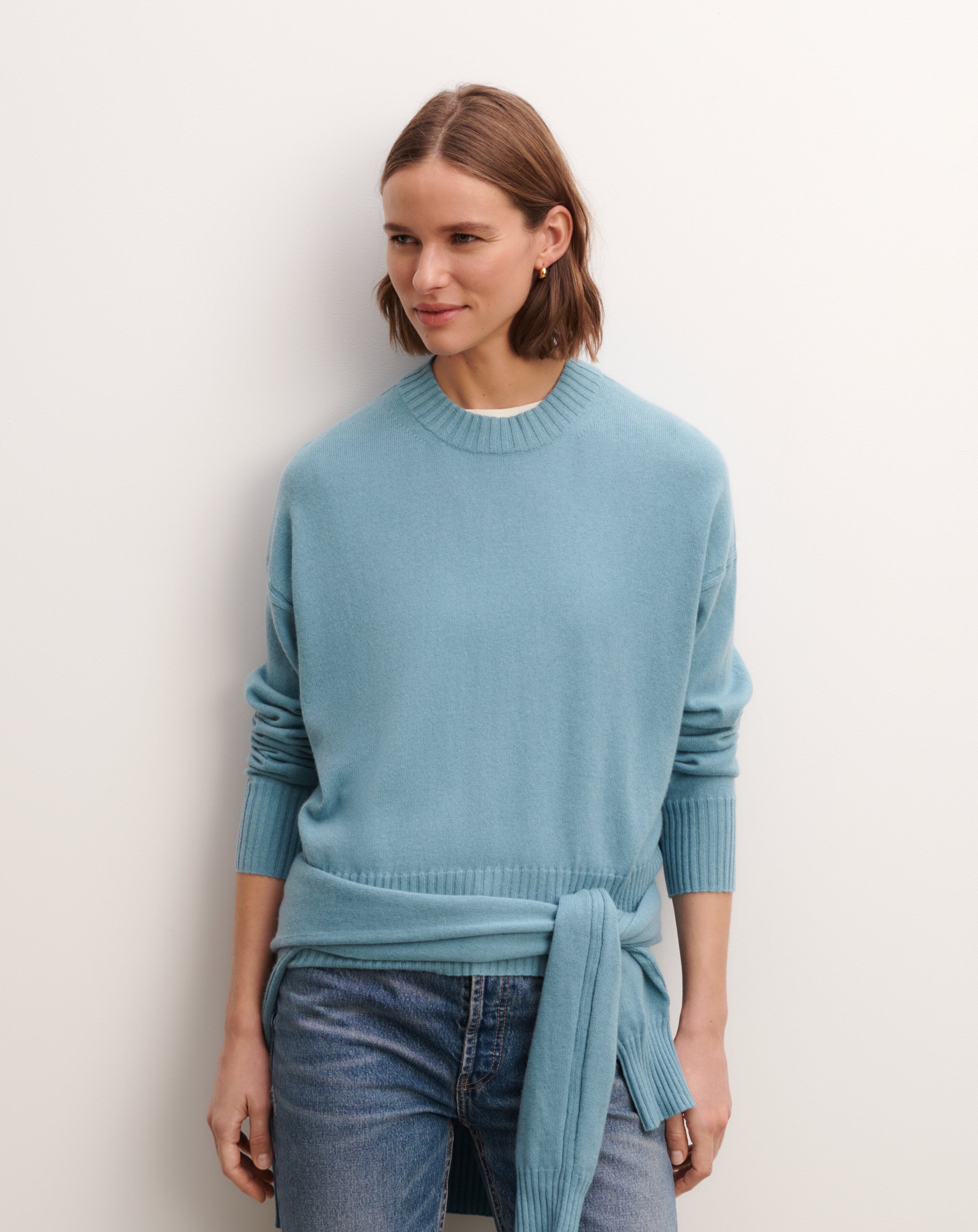 Oversized round neck pullover in Cashmere, Silk Women heron blue | Eric ...